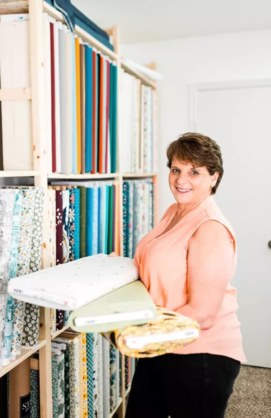 IOFAT Creative Convos with Shari and Jennifer H. of Hollis Threads - It ...