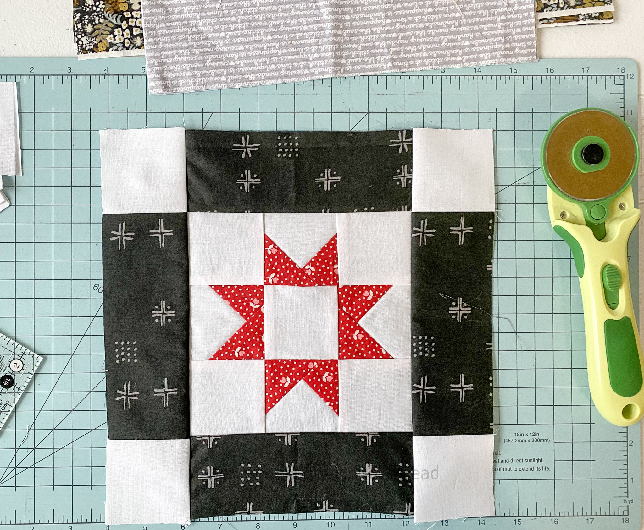 Modern Alabama Quilt Block Tutorial - It's Only Fabric And Thread